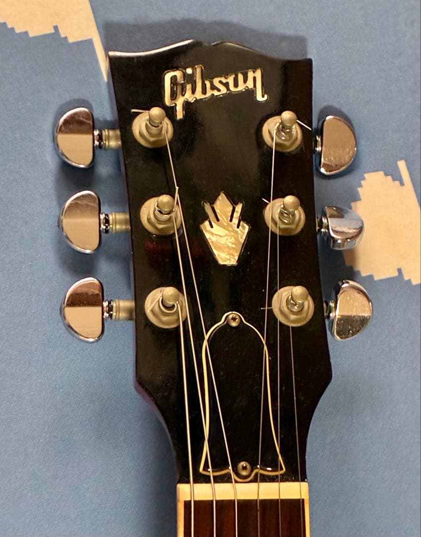 ⭐️Gibson ES-335 DOT チェリーレッド