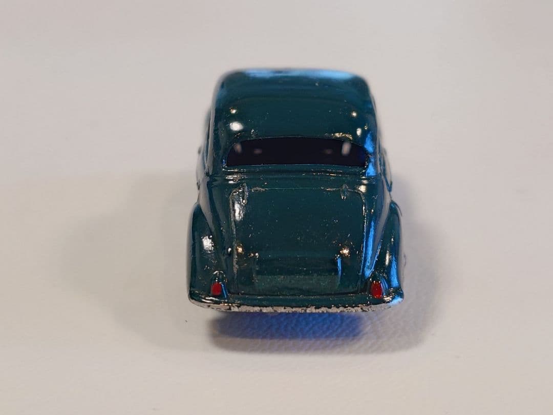 MATCHBOX No.46 MORRIS MINOR 1000 ※メタルホイル