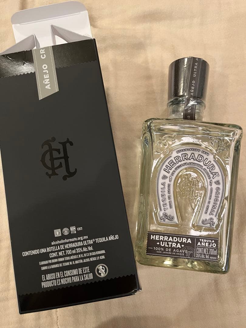 【新品】HERRADURA ULTRA AÑEJO テキーラ　700ml 35%