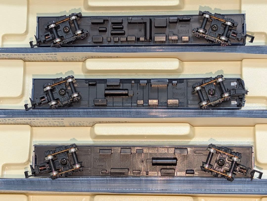 KATO　113系　近郊型電車 横須賀色　6両セット　Nゲージ　モータ車付き