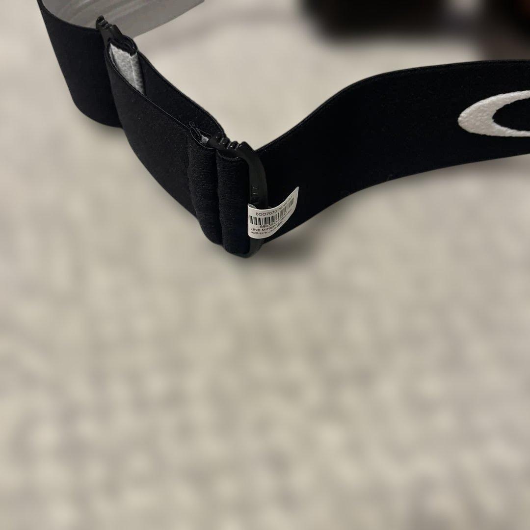 新品未使用タグ付き Oakley ゴーグル ミラーグリーンレンズ