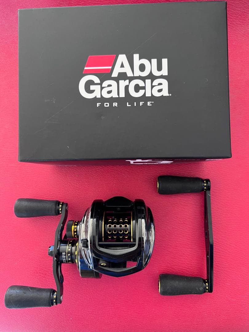 Abu Garcia 美品　レボブラック9 カーボンショートハンドル付き