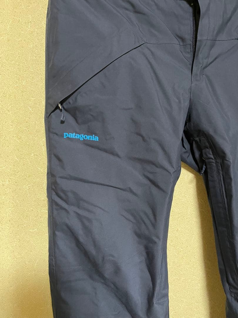 patagonia スノーボードウェア　パンツ ネイビー