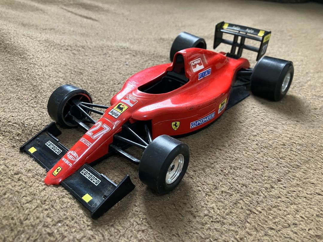 Bburago Ferrari 641/2 ミニカー 1/24