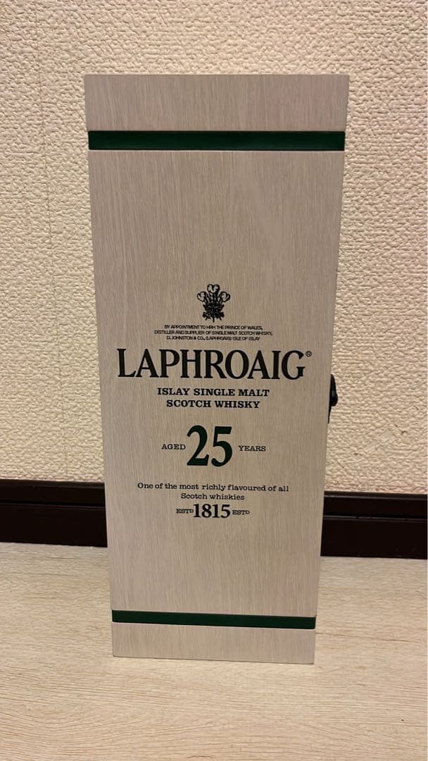 専用木箱付き　ラフロイグLAPHROAIG 25年シングルモルトウイスキー