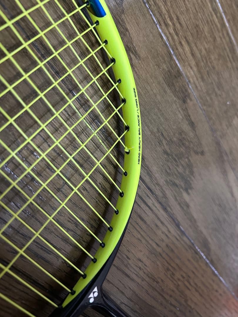 【廃盤 極美品】YONEX ASTROX77 4UG5 バドミントンラケット