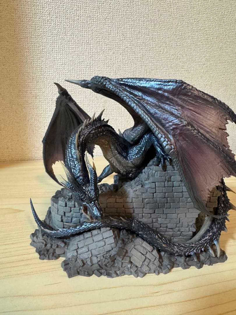 モンスターハンター一番フィギュア ミラボレアス リオレウス