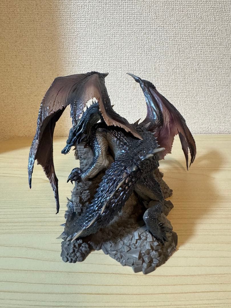 モンスターハンター一番フィギュア ミラボレアス リオレウス