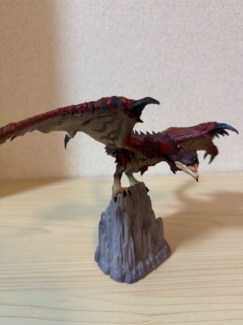 モンスターハンター一番フィギュア ミラボレアス リオレウス