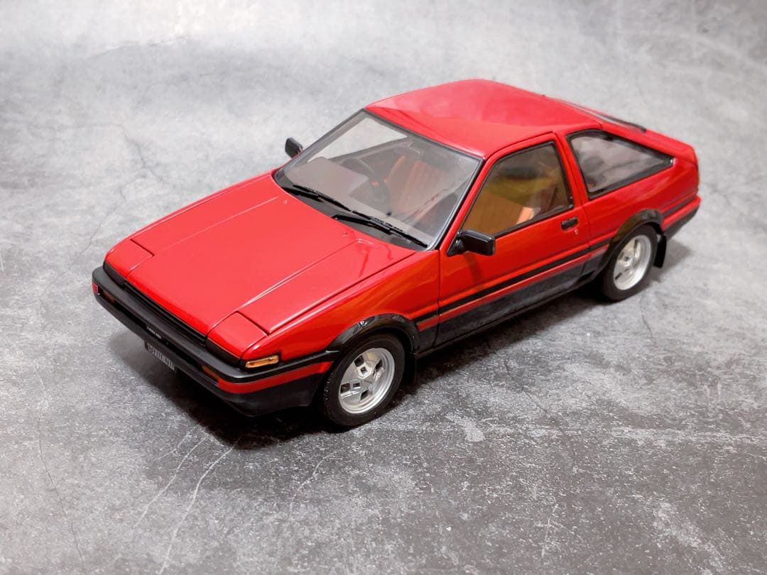 オートアート 1/18 トヨタ スプリンター トレノ GT APEX AE86