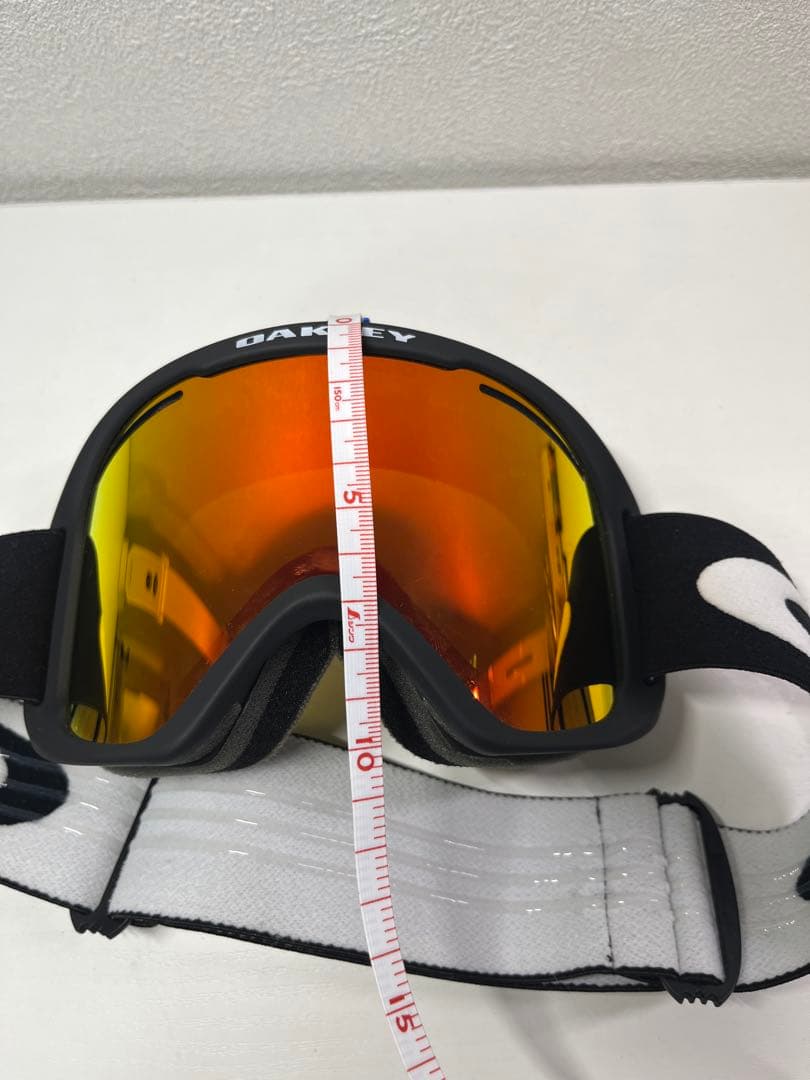 美品　スノーゴーグル OAKLEY オークリー　レンズ付き