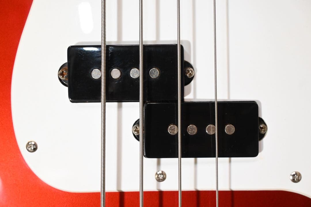 Squier Affinity Precision Bass CAR プレベ