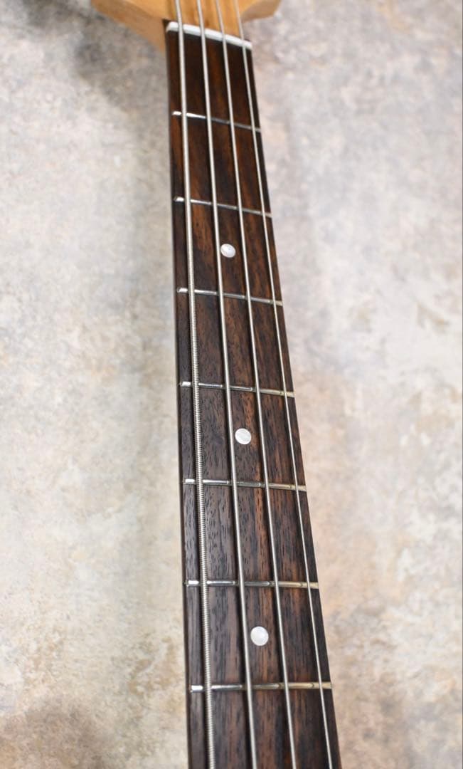 Squier Affinity Precision Bass CAR プレベ