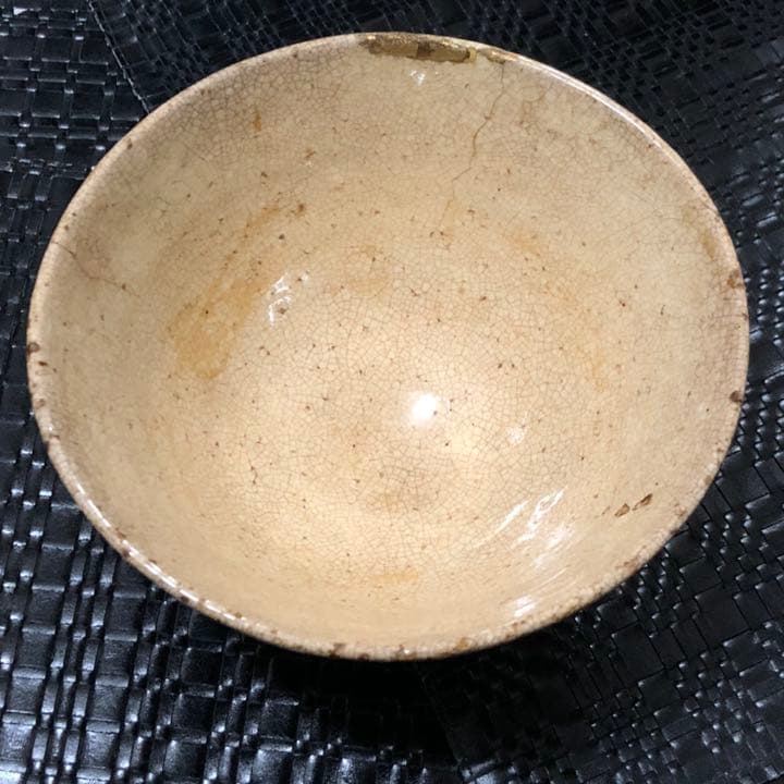 古美術品◼️かなり古そうな萩焼？の抹茶茶碗が蔵から出て来た。