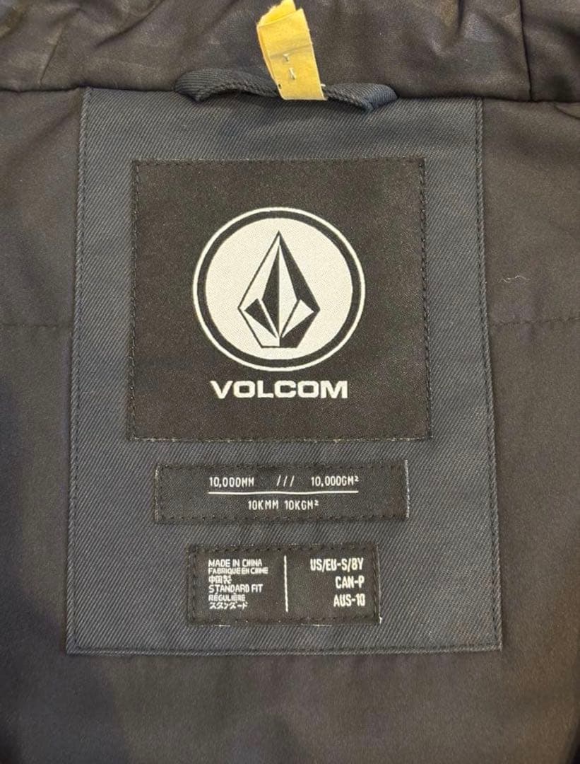 VOLCOM★スノーボードウェア　上下セット　ヒッププロテクターのおまけ付き