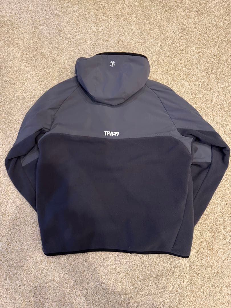 新品TFW49 FLEECE HOODIE BLOUSON LサイズGREY