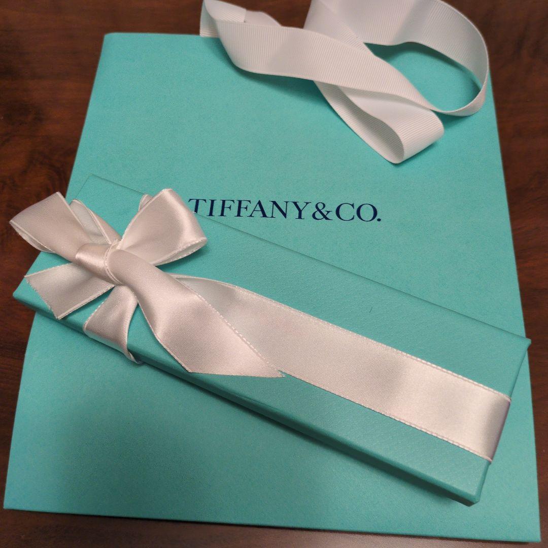 Tiffany & Co. 黒ボールペン 専用ケース付き