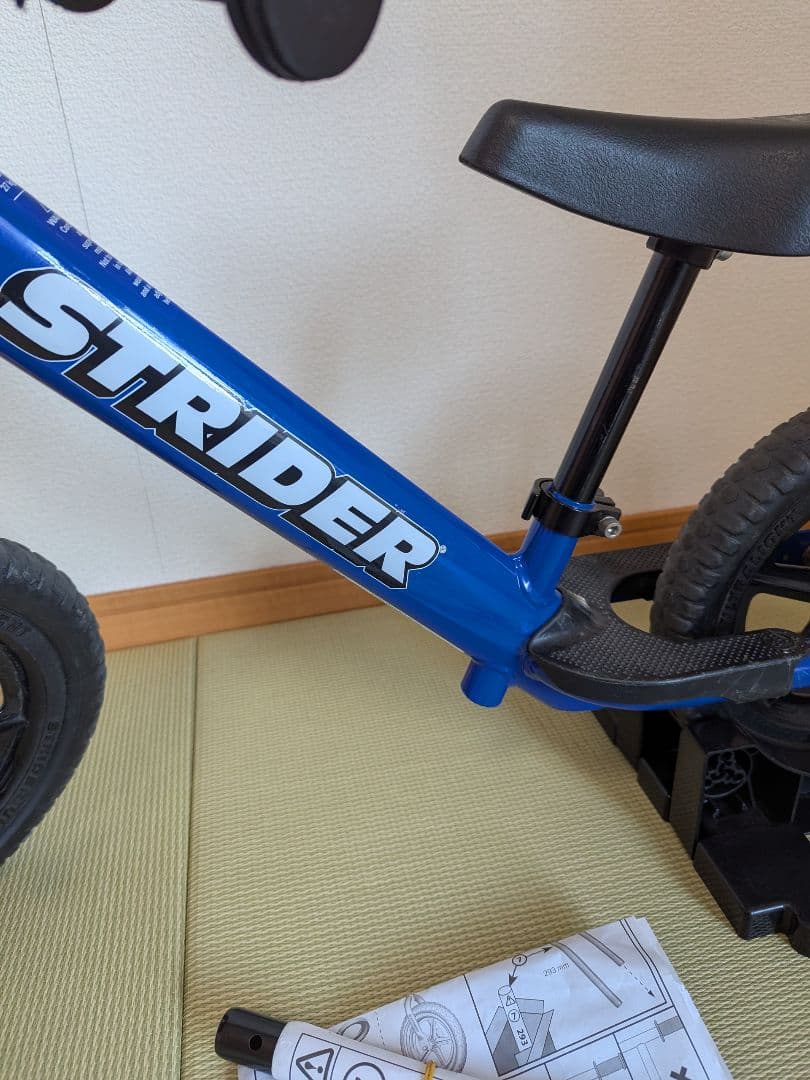 Very Nice STRIDER スポーツモデル 12インチ ストライダ