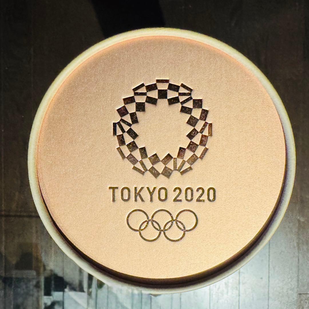 聖火 トーチ　東京オリンピック　TOKYO2020 聖火リレー