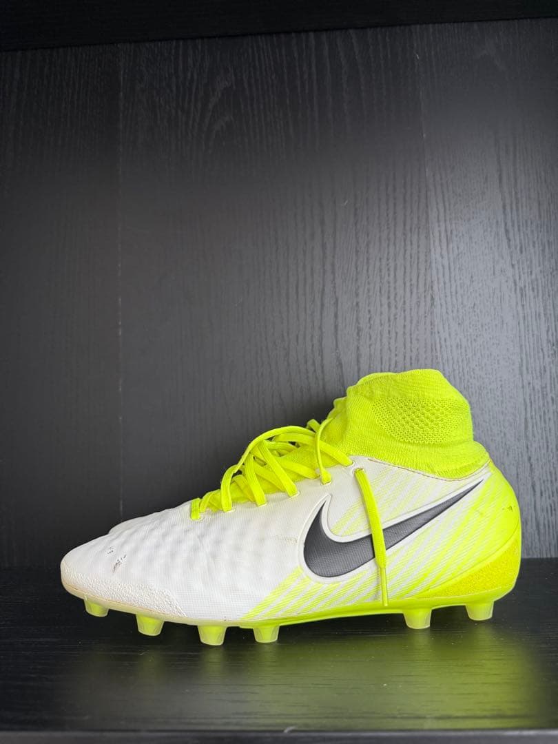 Nike Magista オーデン2 HG-E