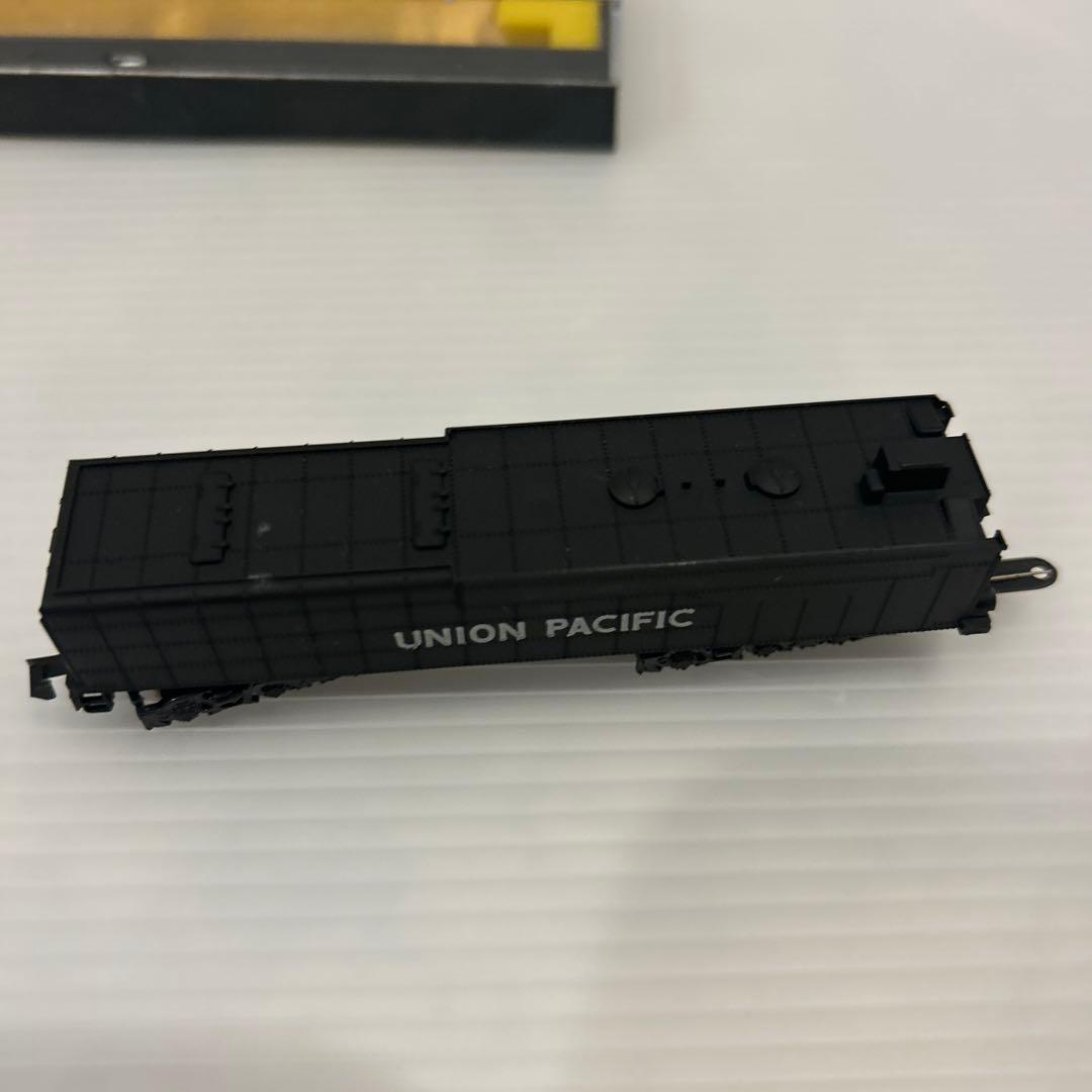 TOMY Nスケール UNION PACIFIC 蒸気機関車　鉄道模型　8100