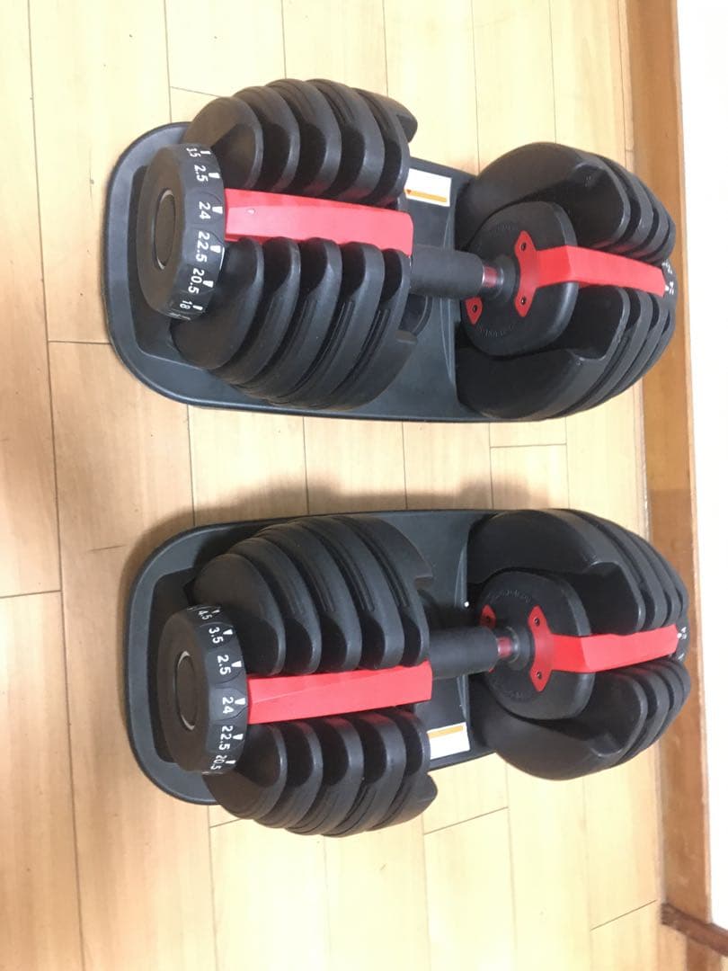 ① 可変式ダンベル 24Kg x 1個