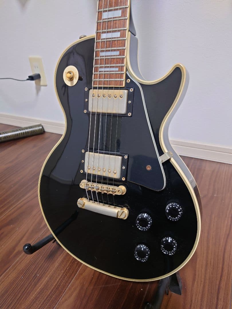 Epiphone ブラック エレキギター