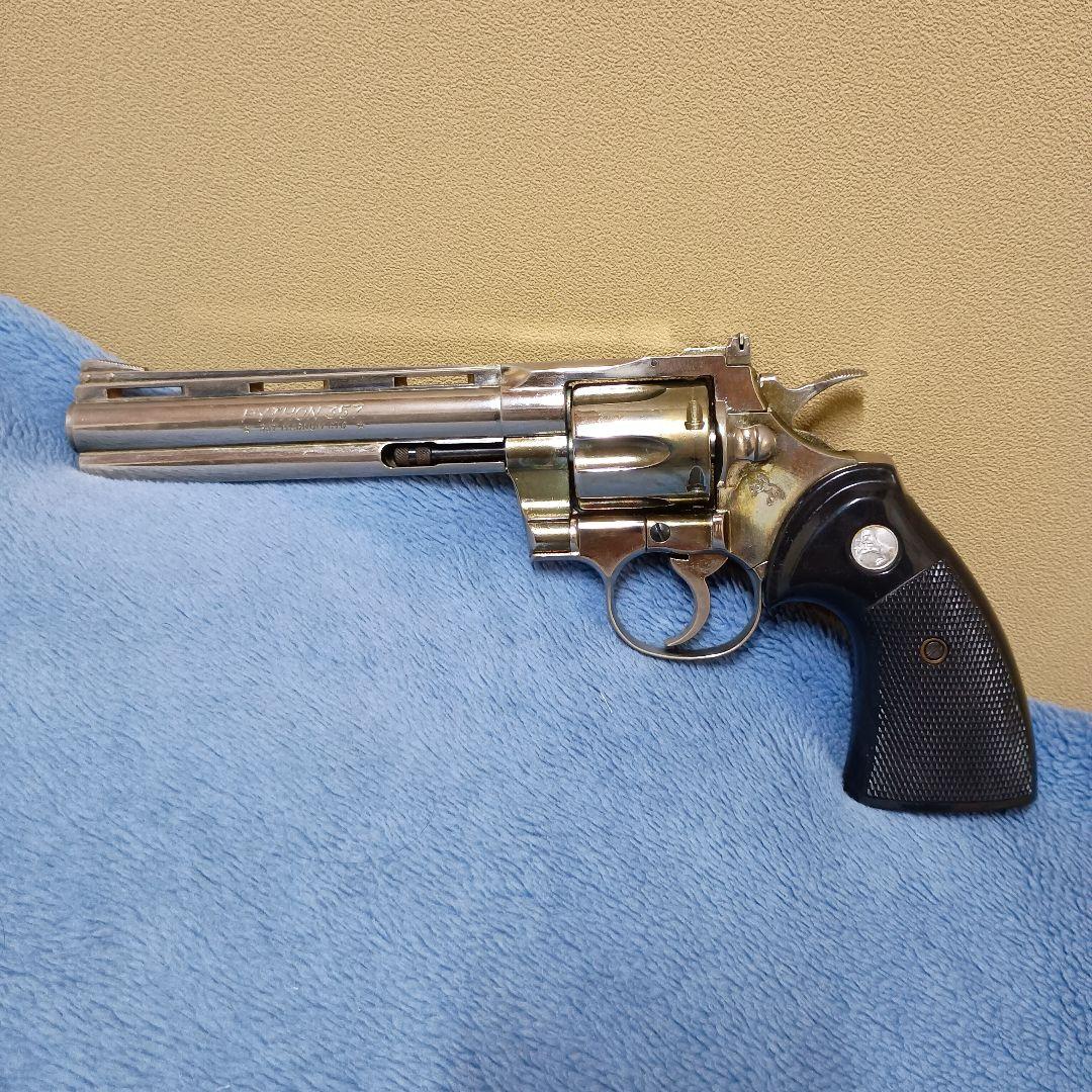 COLT PYTHON 357MAGNAM 6インチ　コクサイ