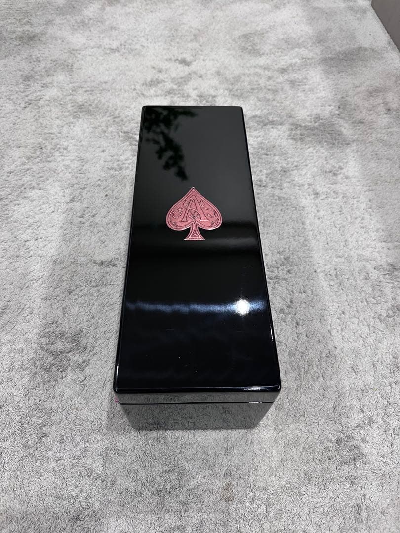 アルマンドロゼ シャンパン箱付き未開栓正規品 Armand de Brignac