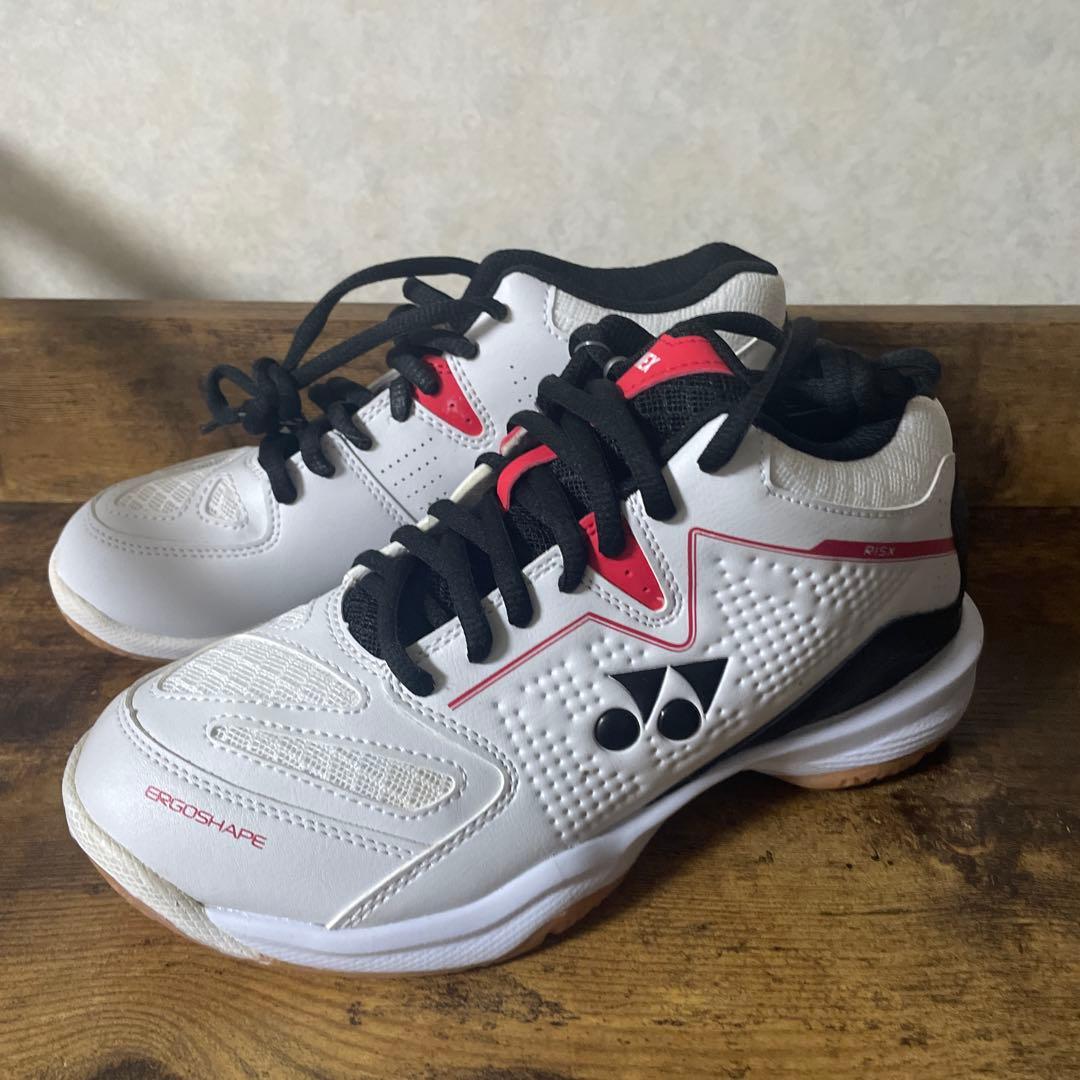【新品・未使用】YONEX パワークッションチームRISX テニスシューズか