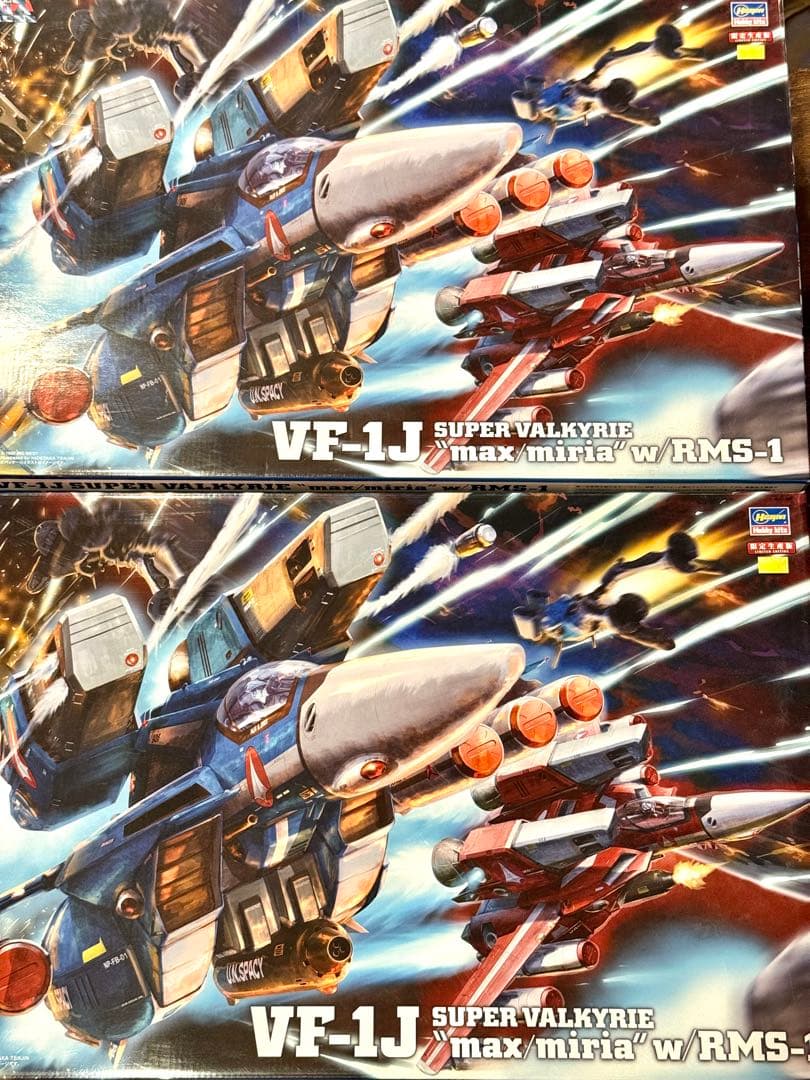 マクロス　VF-1J スーパーバルキリー　マックス/ミリア w/反応弾　2個