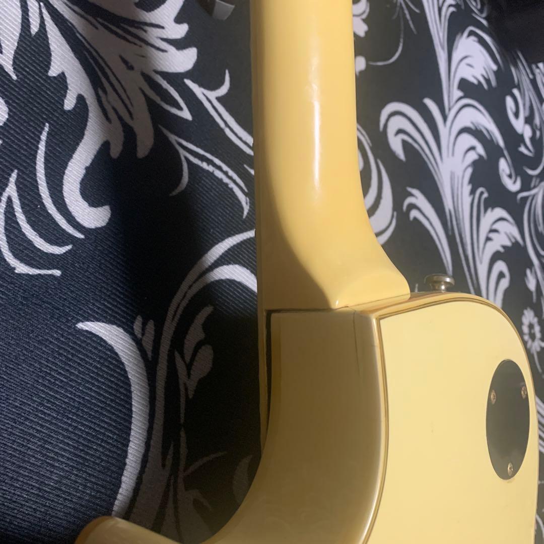 ジ*ー様 Epiphone レスポール　7桁シリアル日本製　クリーム色