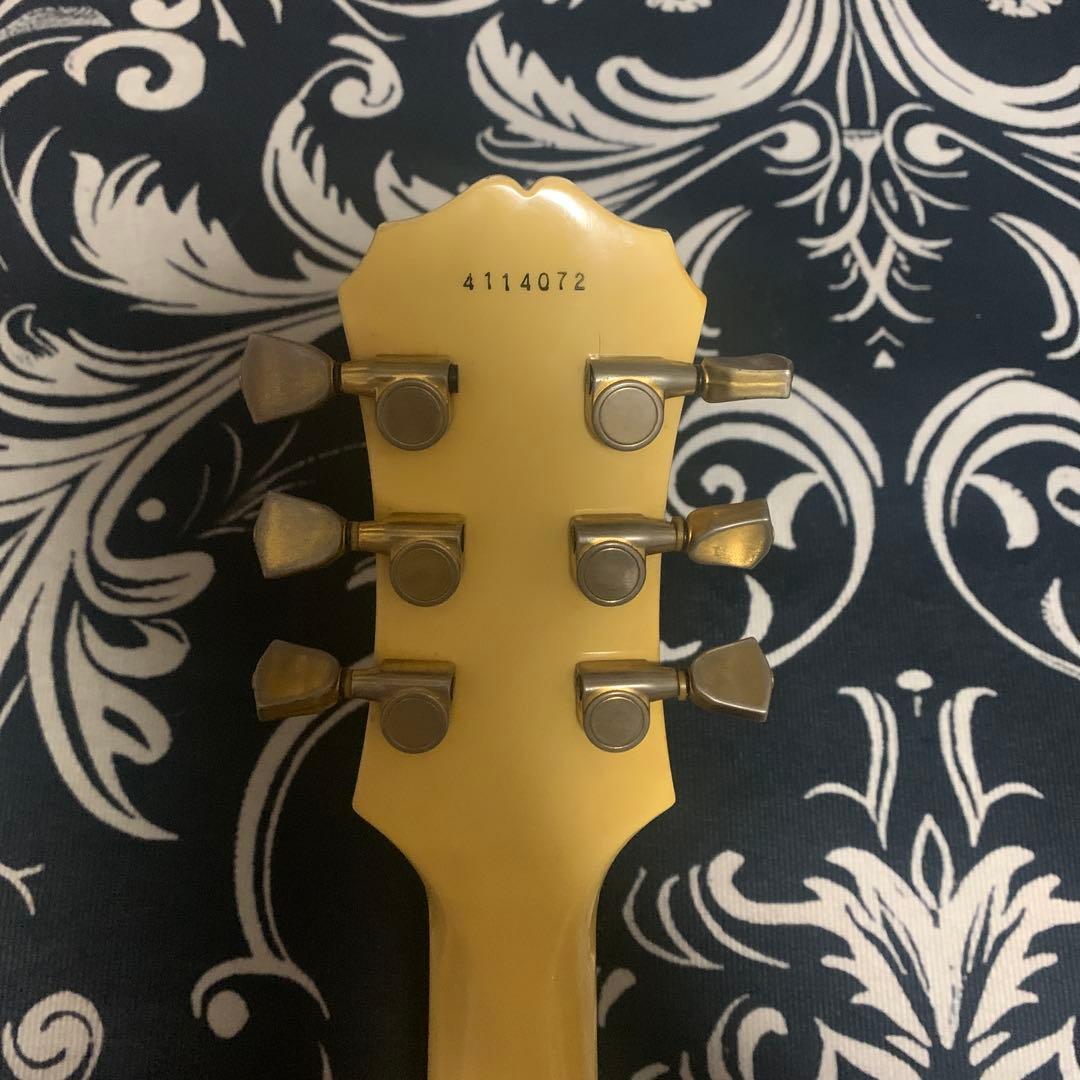 ジ*ー様 Epiphone レスポール　7桁シリアル日本製　クリーム色