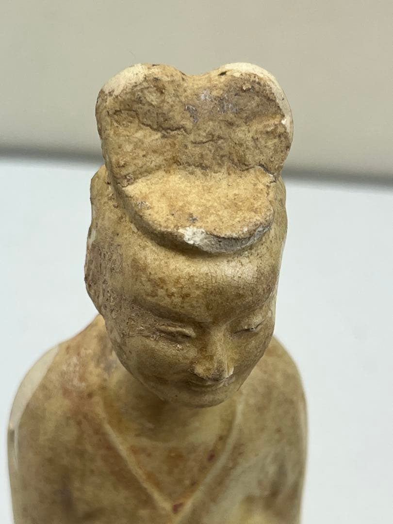 古代中国加彩佣　漢の時代の女官の像　送料込み