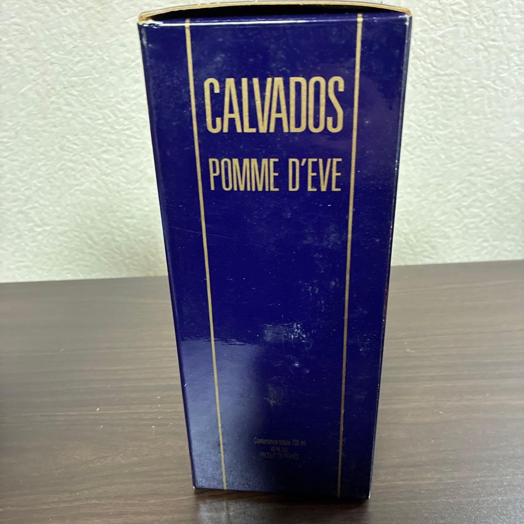 酒　未開封　カルヴァドス ポム・ド・イヴ　600ml 40度 Calvados