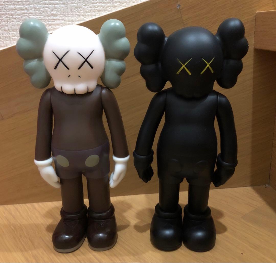 KAWS COMPANION カウズ ノーマル ブラック フィギュア 20cm