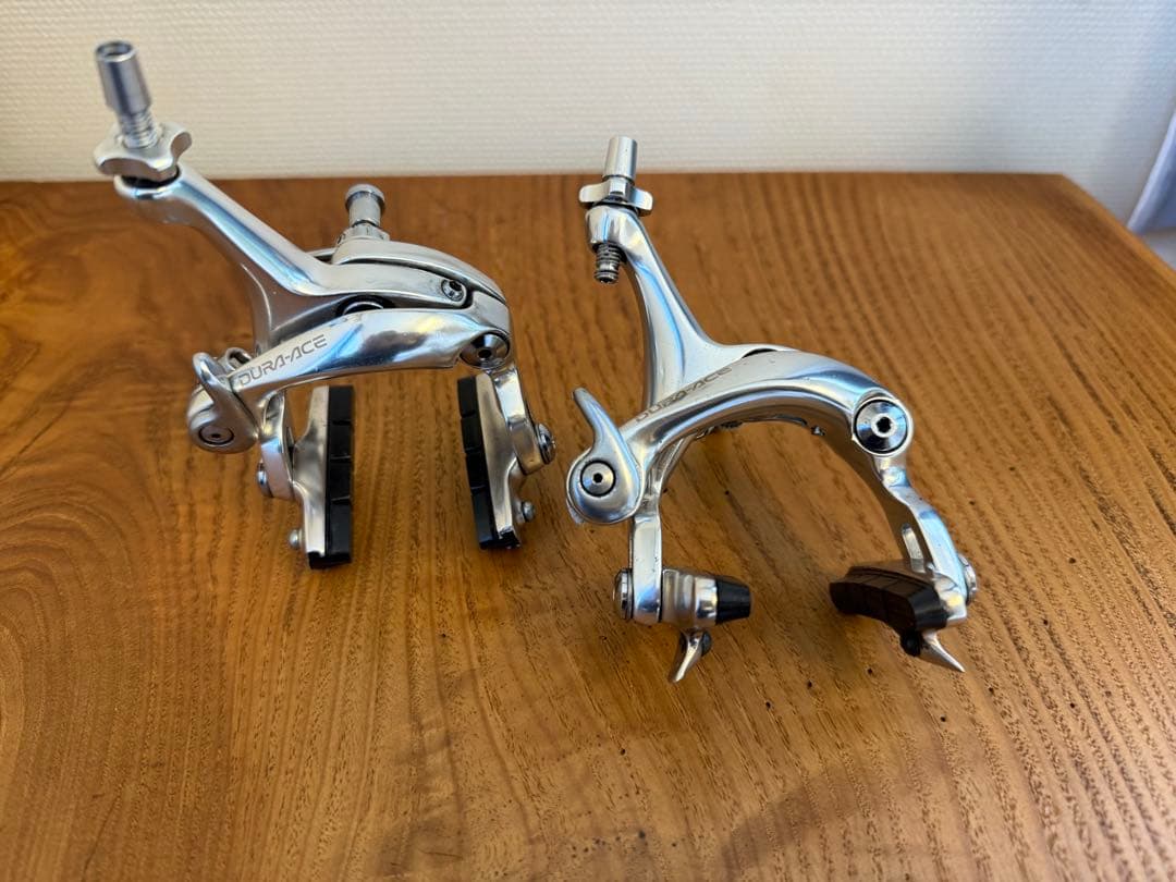 DURA-ACE BR-7700キャリパーブレーキ シルバー