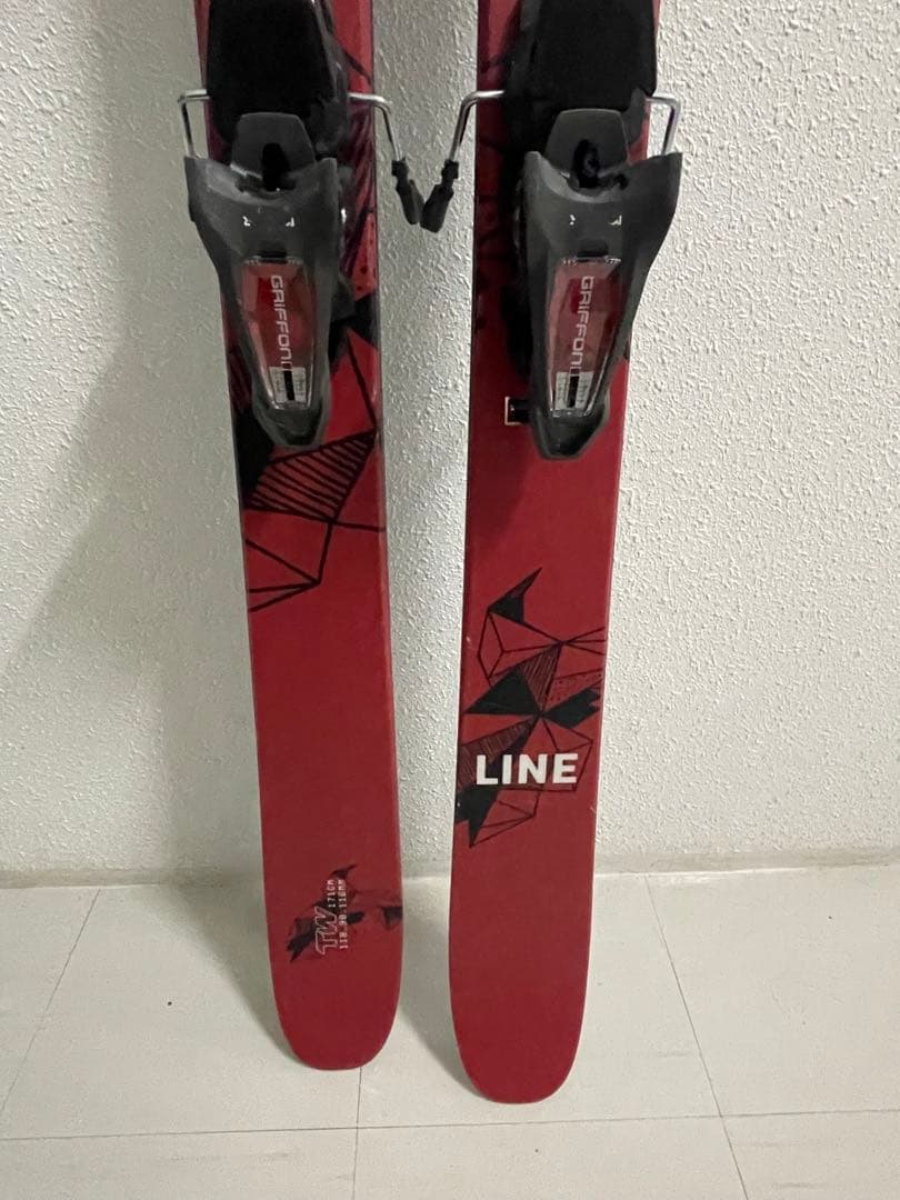 LINE TOM WALLISCH PRO 2024/2025モデル