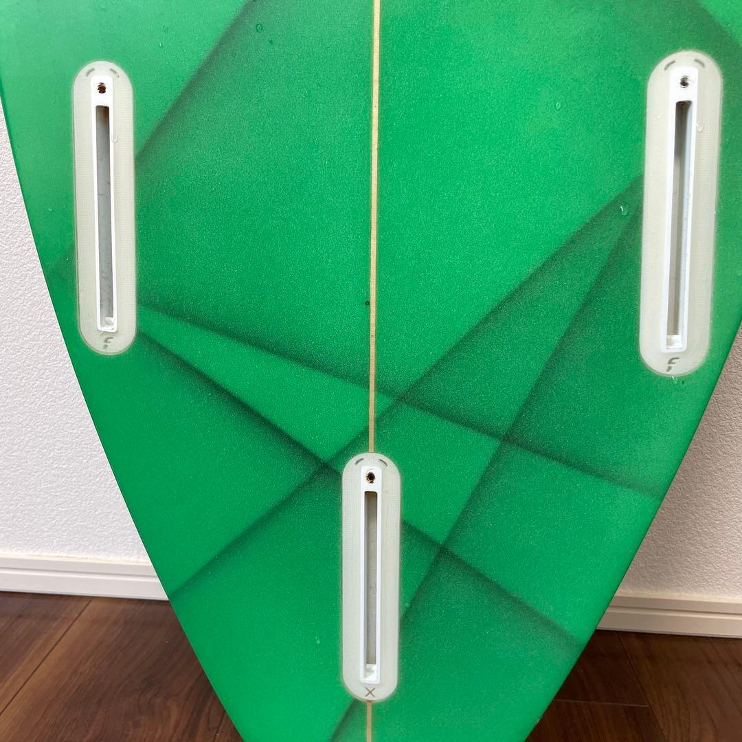 grace surf board 5'10×46.3×5.4 トライ ケース付き