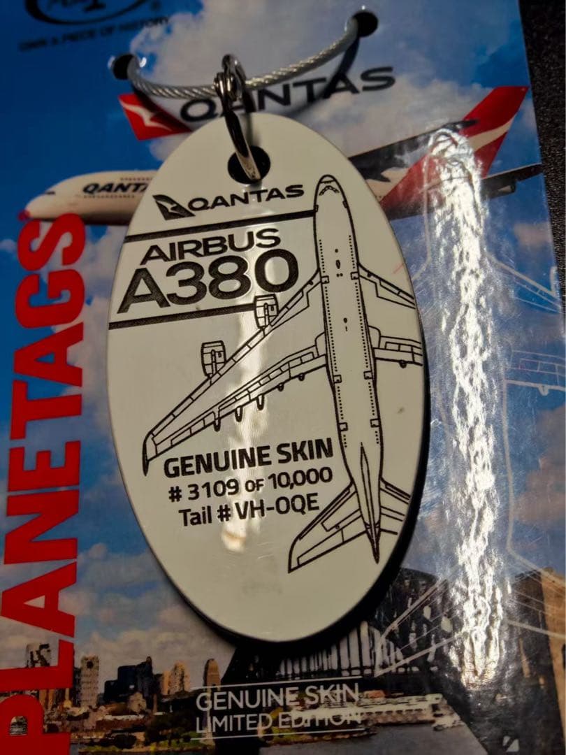 Qantas Planetags A380-842 分厚い