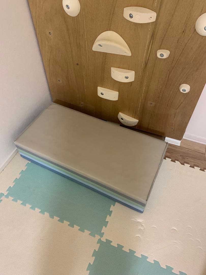 ボルダリング　ウォール　壁