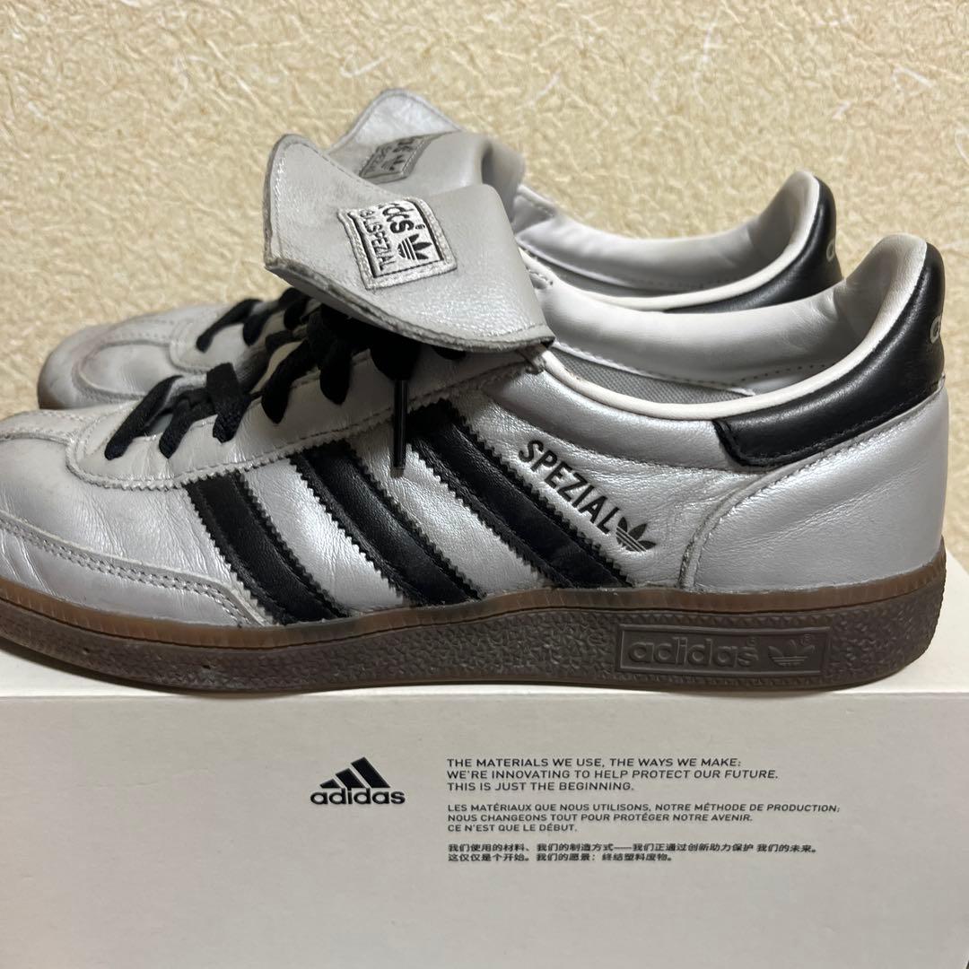 希少品 adidas SPECIAL シルバー シューズ