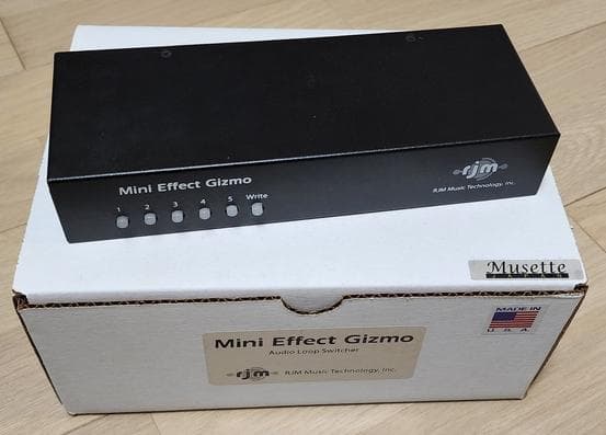 rjm Mini Effect Gizmo ループスイッチャー