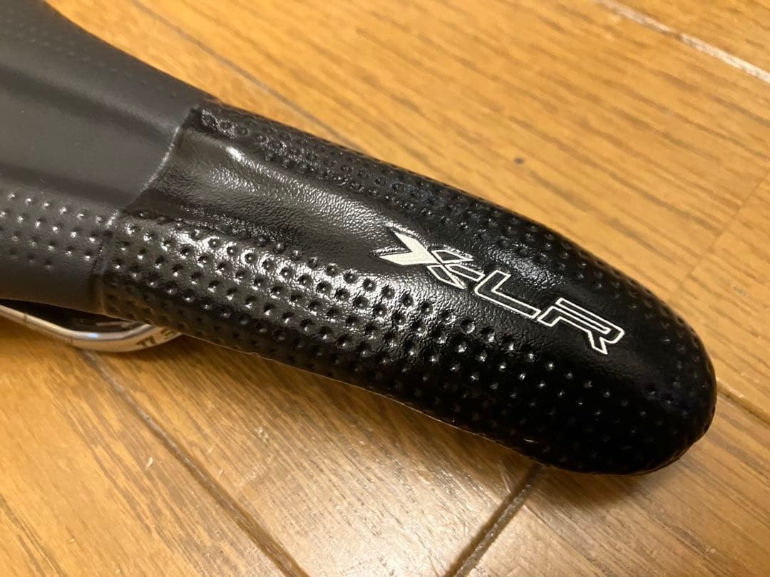 Selle Italia セライタリア　XLR Ti316 超軽量サドル