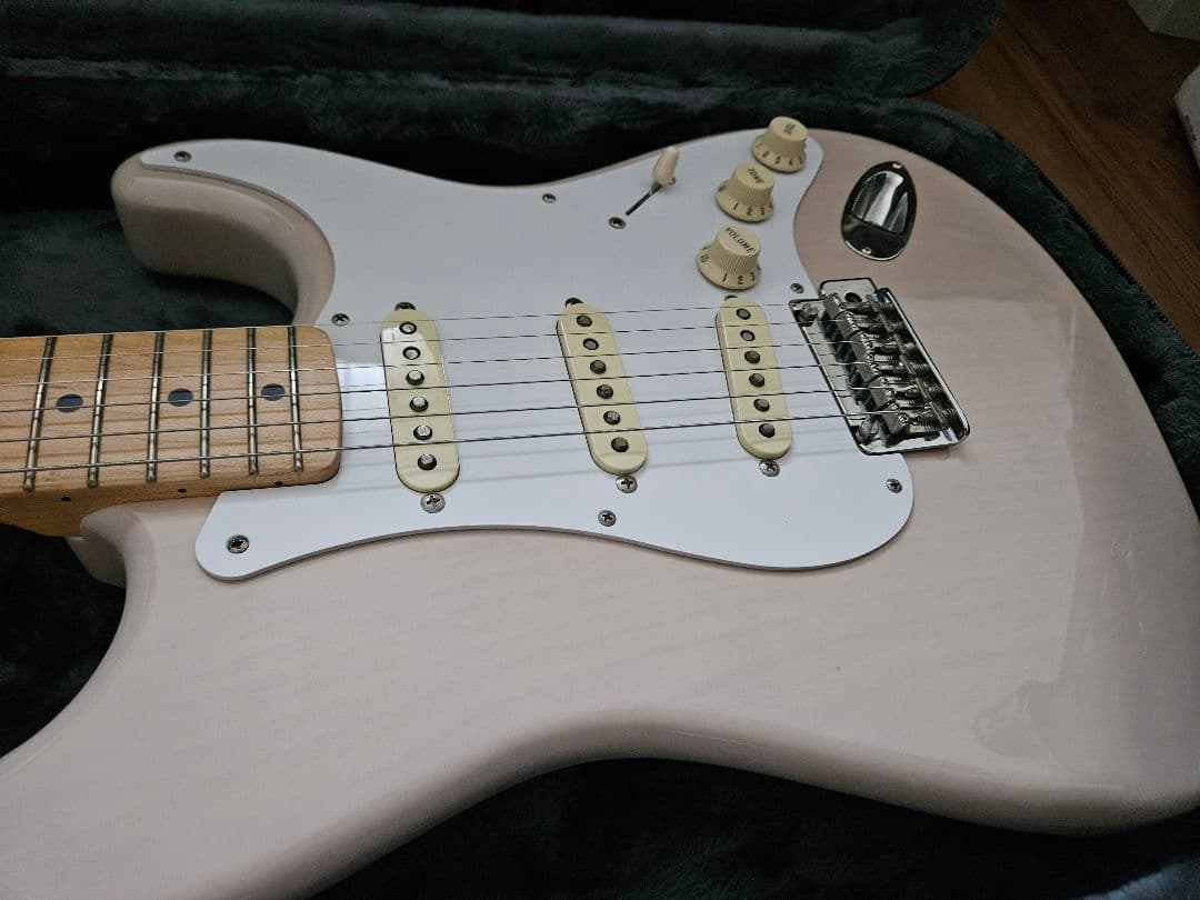 ギター Fender Hybrid 50s Stratocaster US Blonde