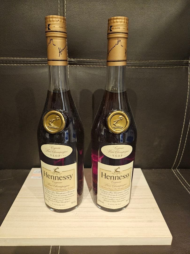 Hennessy　VSOP　２本セットです