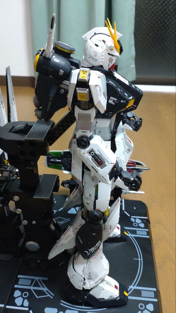 [中古品　取説なし]解体匠機 rx-93 νガンダム　フィンファンネル装備