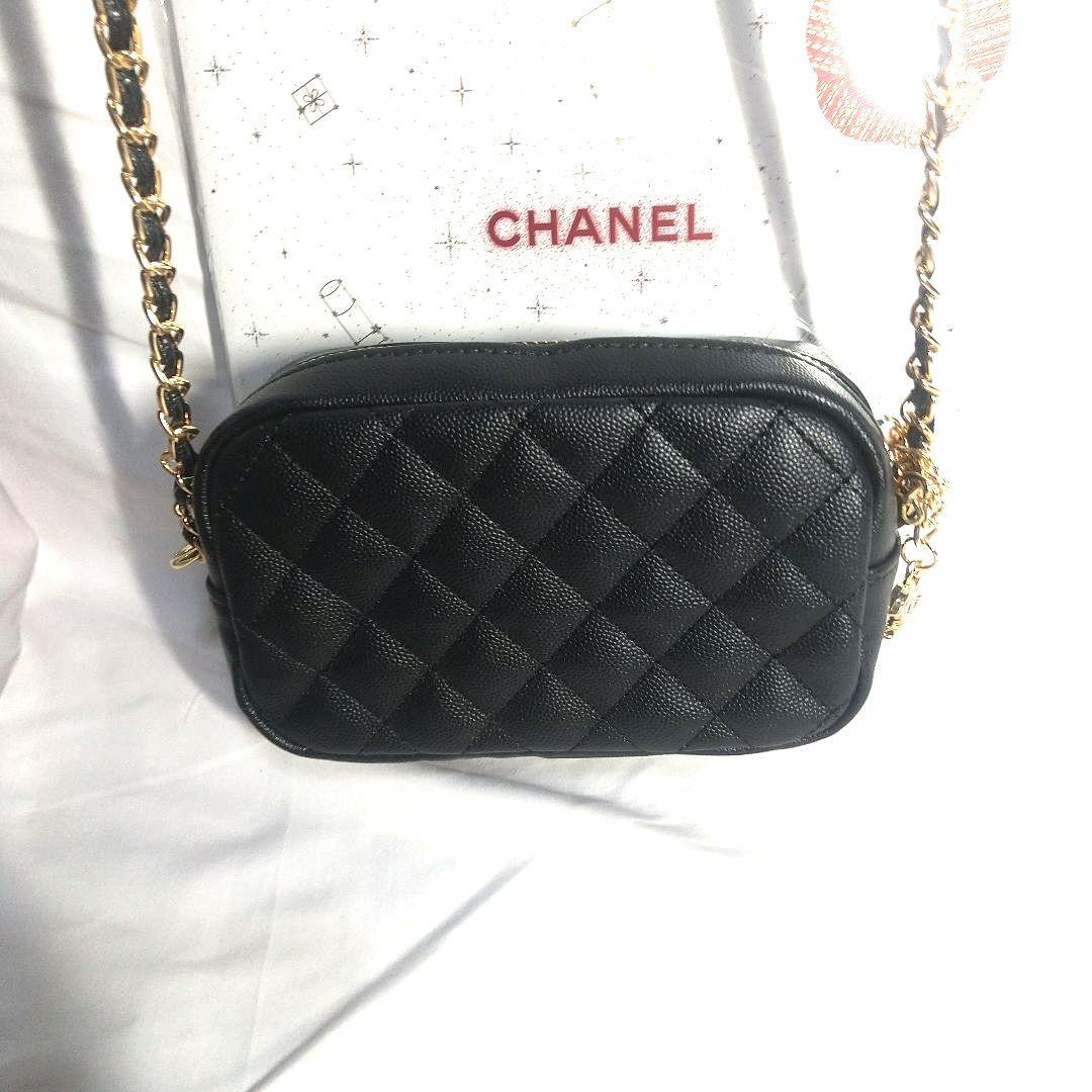 新品CHANEL ノベルティ キルティング ショルダーバッグ チャームVIP限定
