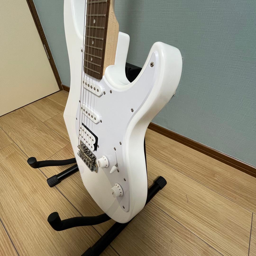ギター YAMAHA PACIFICA 012