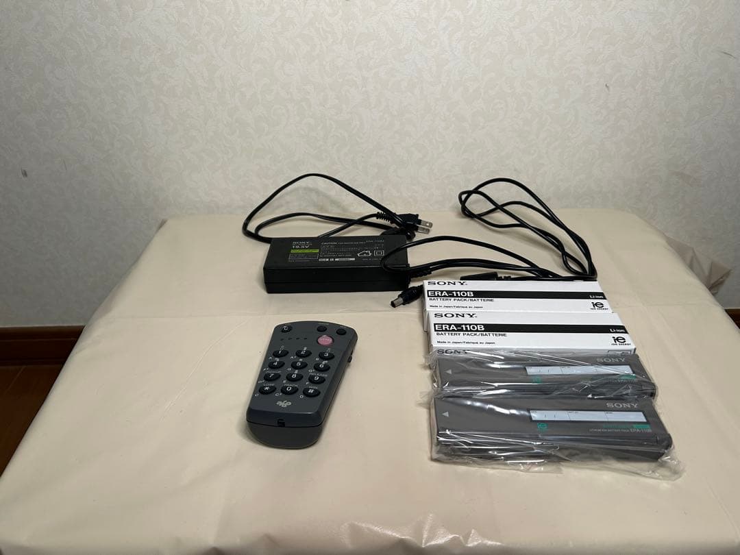 ラムネ様用Sony AIBO ERS-111 箱・証明書付き 初代　ジャンク品